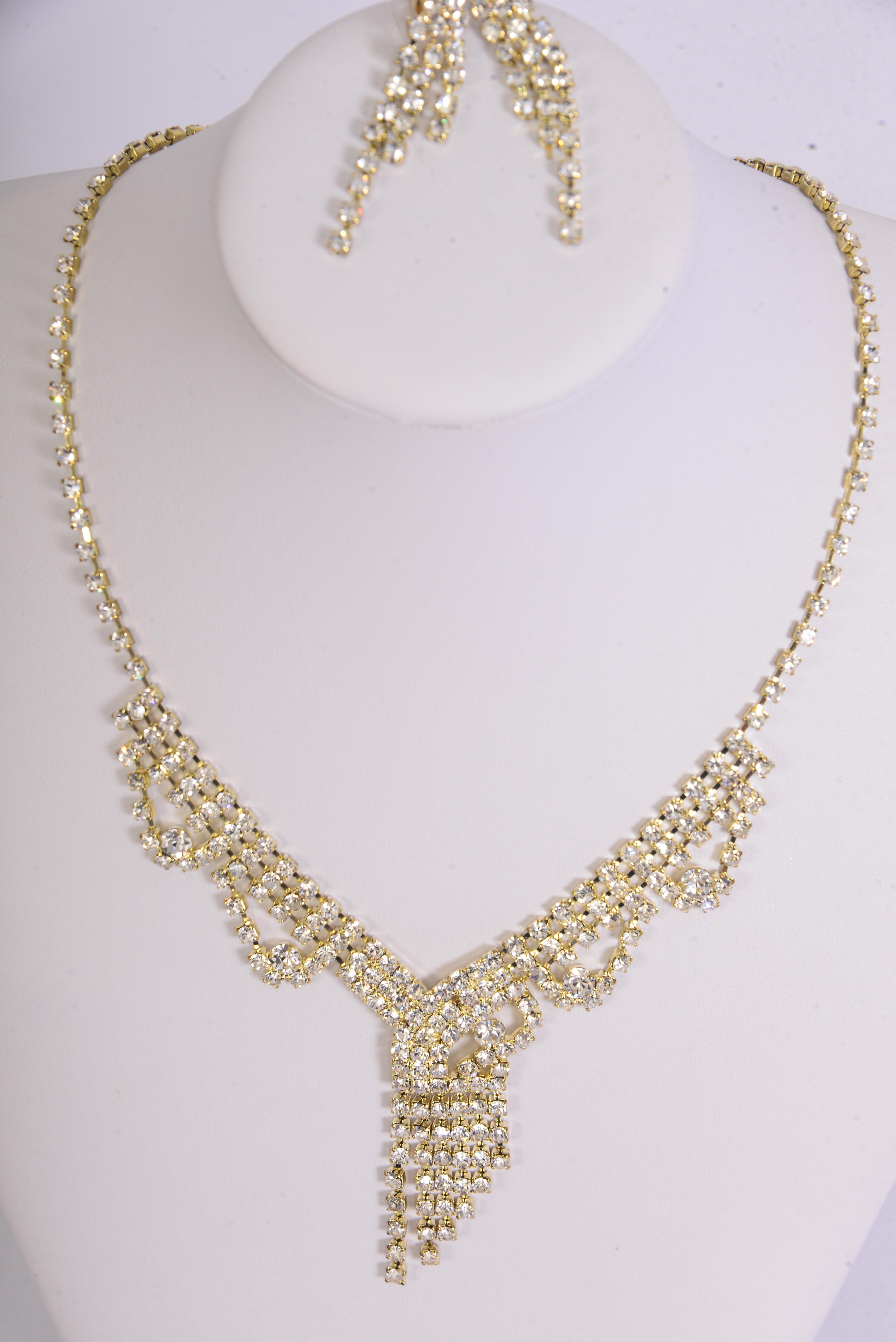 Necklace Sets Gold Rhinestones / Sets Post , Size - 18 inch , Extension ...